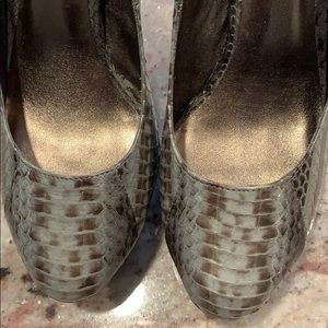 Pelle Moda | Shoes | Womens Pelle Moda Heels | Poshmark